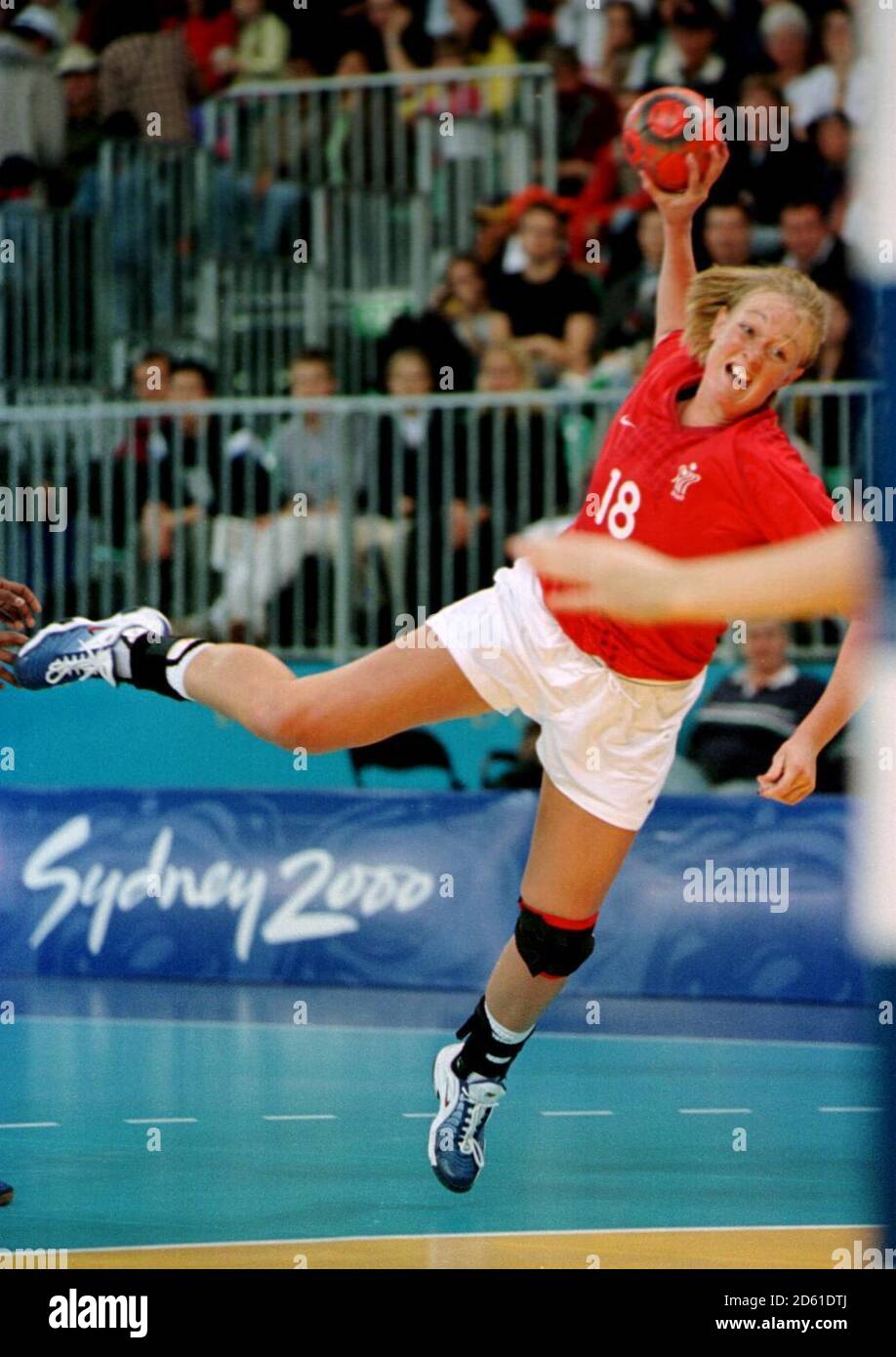 Shot throw rejectrejectolympicsydney2000 hi-res stock photography and ...