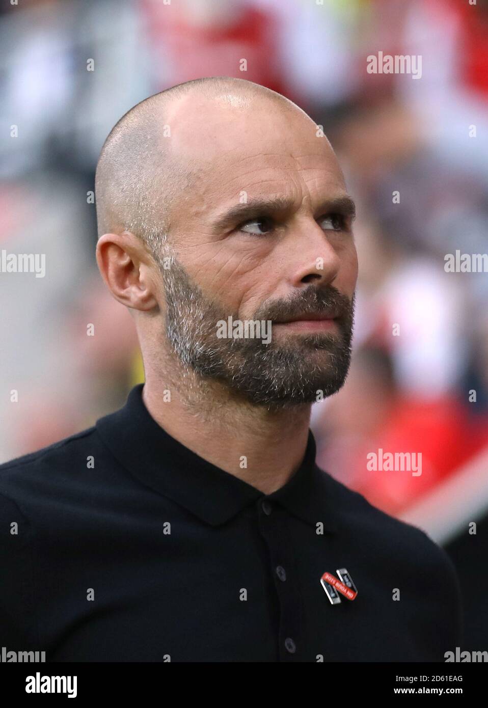 Rotherham united badge hi-res stock photography and images - Alamy