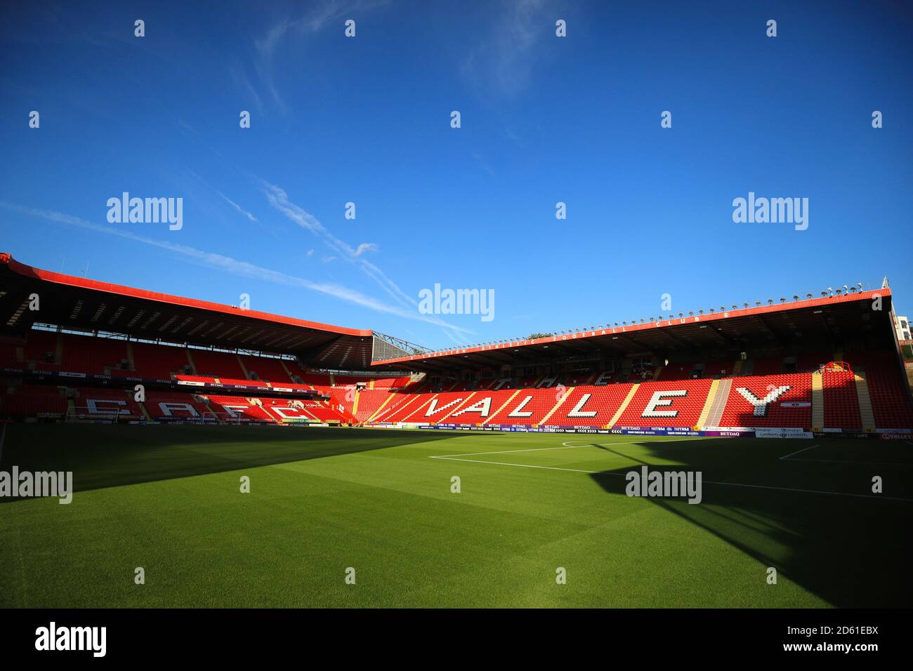 General view of the pitch at the valley hi-res stock photography and ...