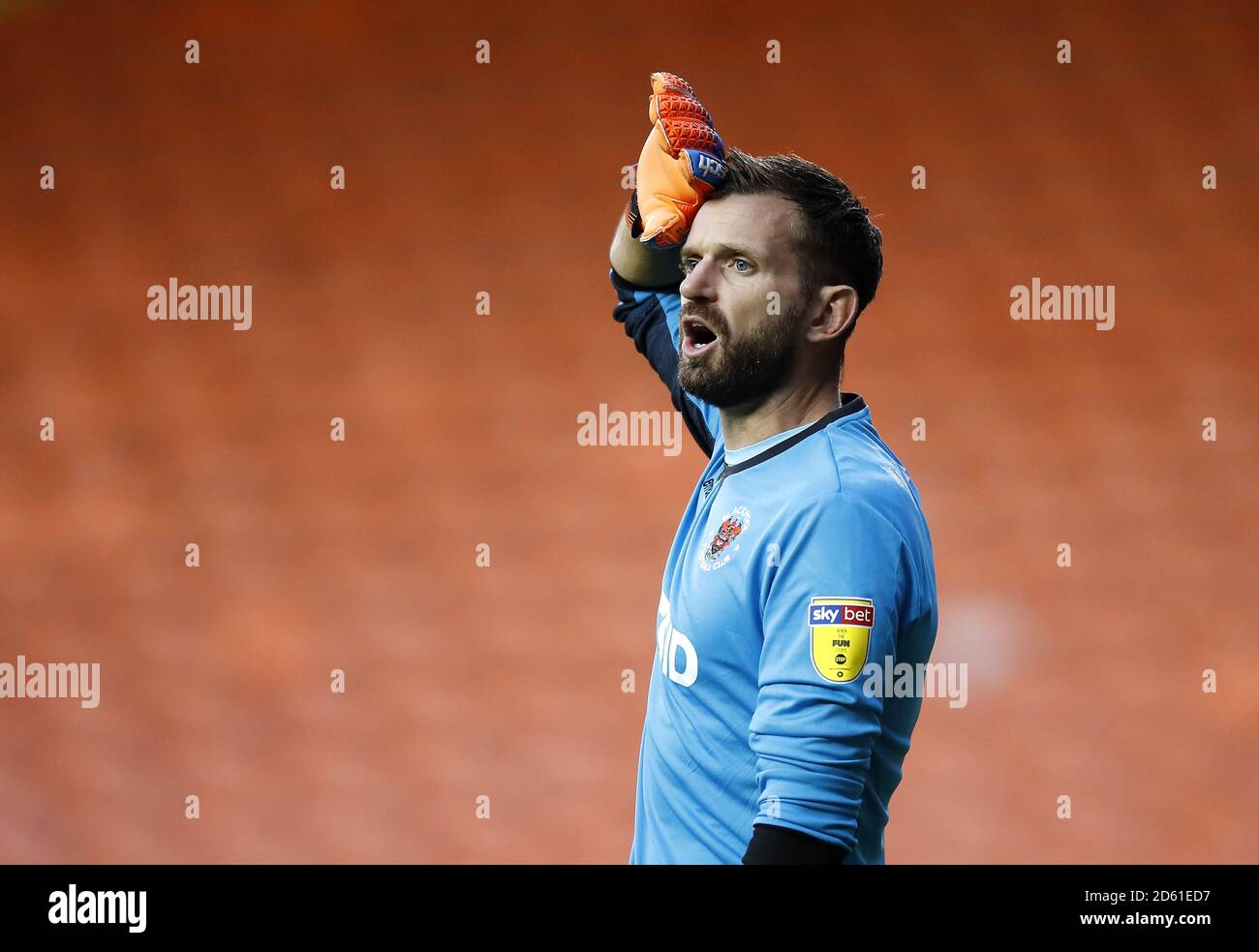 Blackpool goalkeeper Mark Howard Stock Photo - Alamy