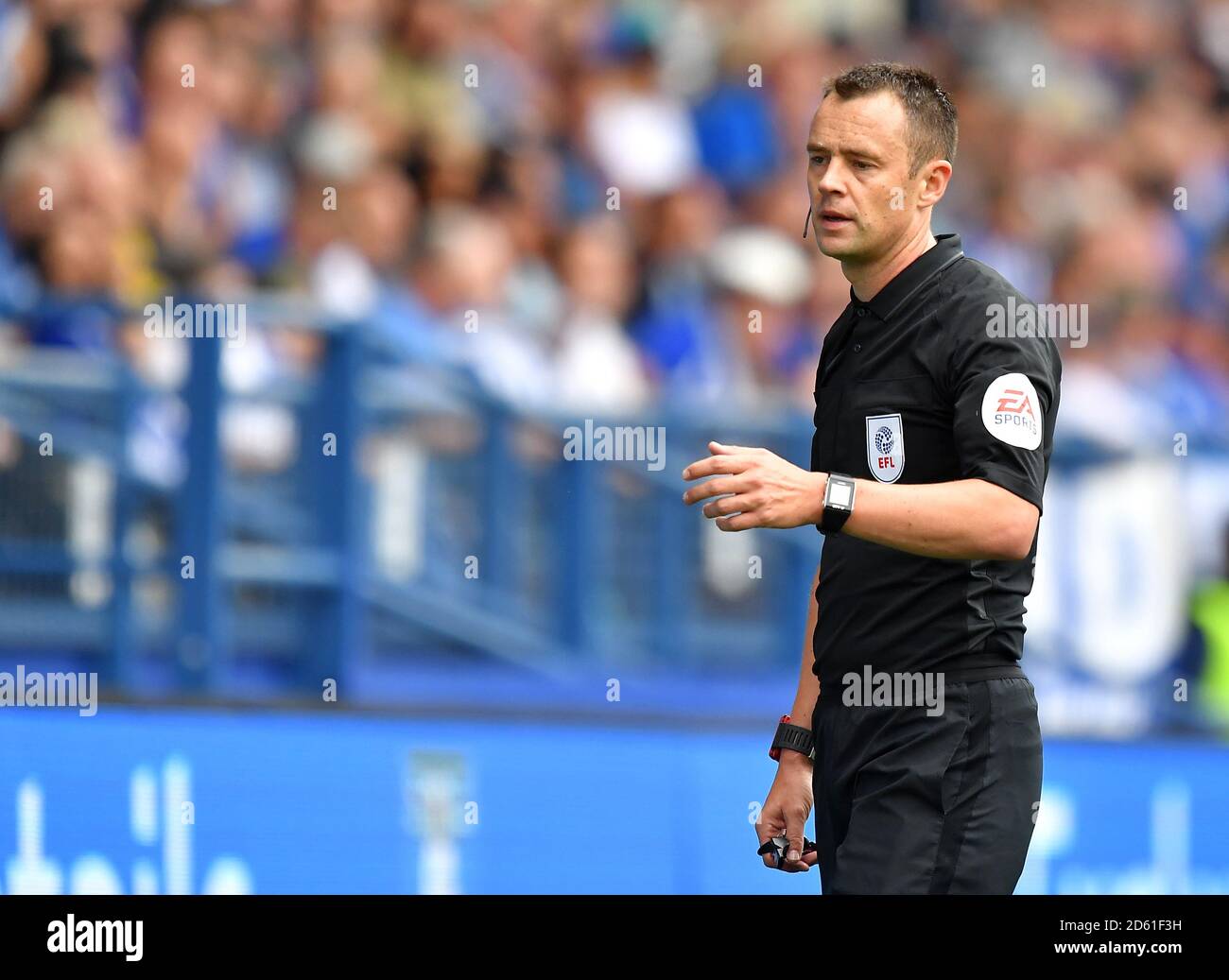 Match referee Stuart Attwell Stock Photo - Alamy