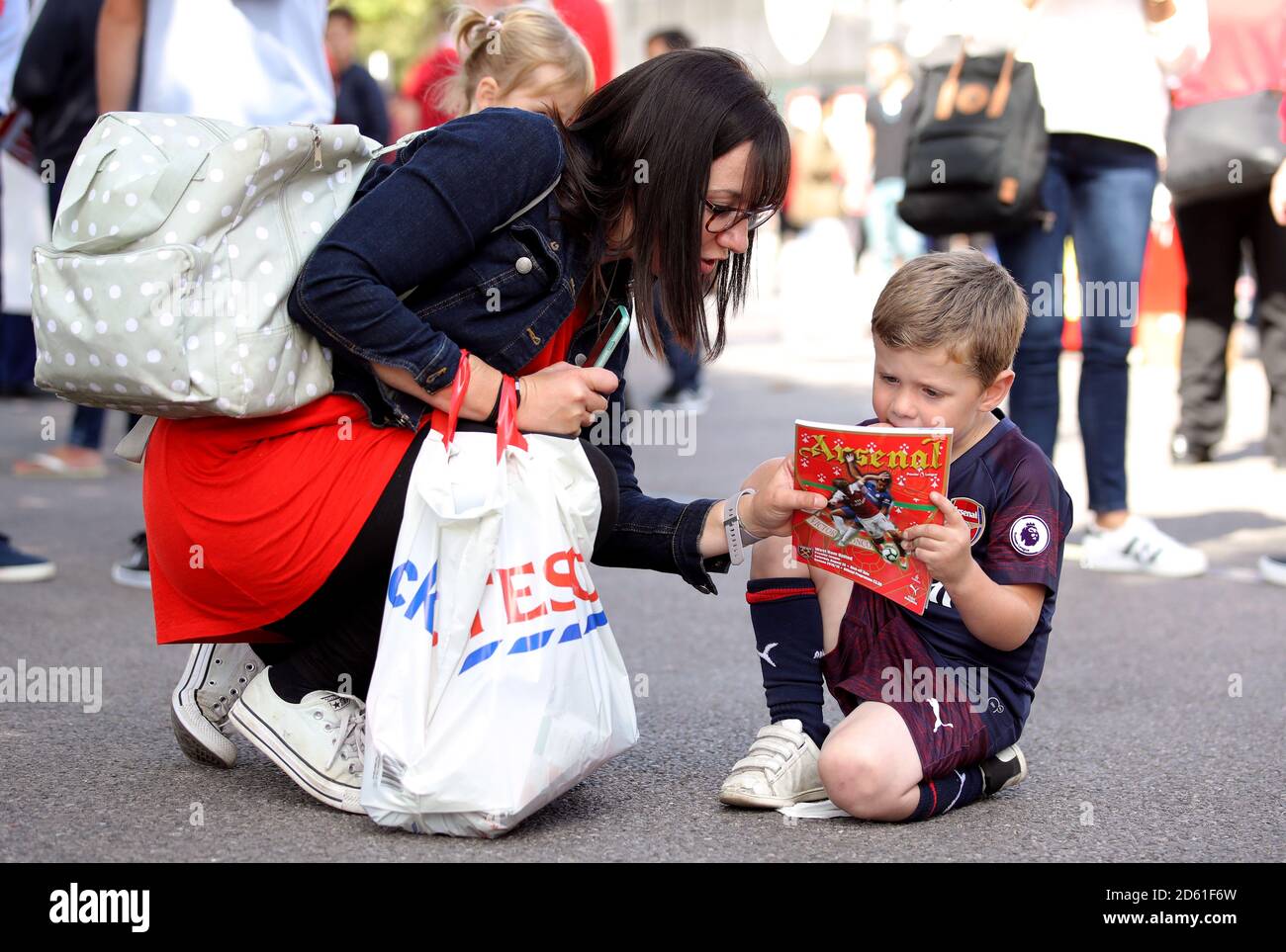Arsenal fan hi-res stock photography and images - Alamy