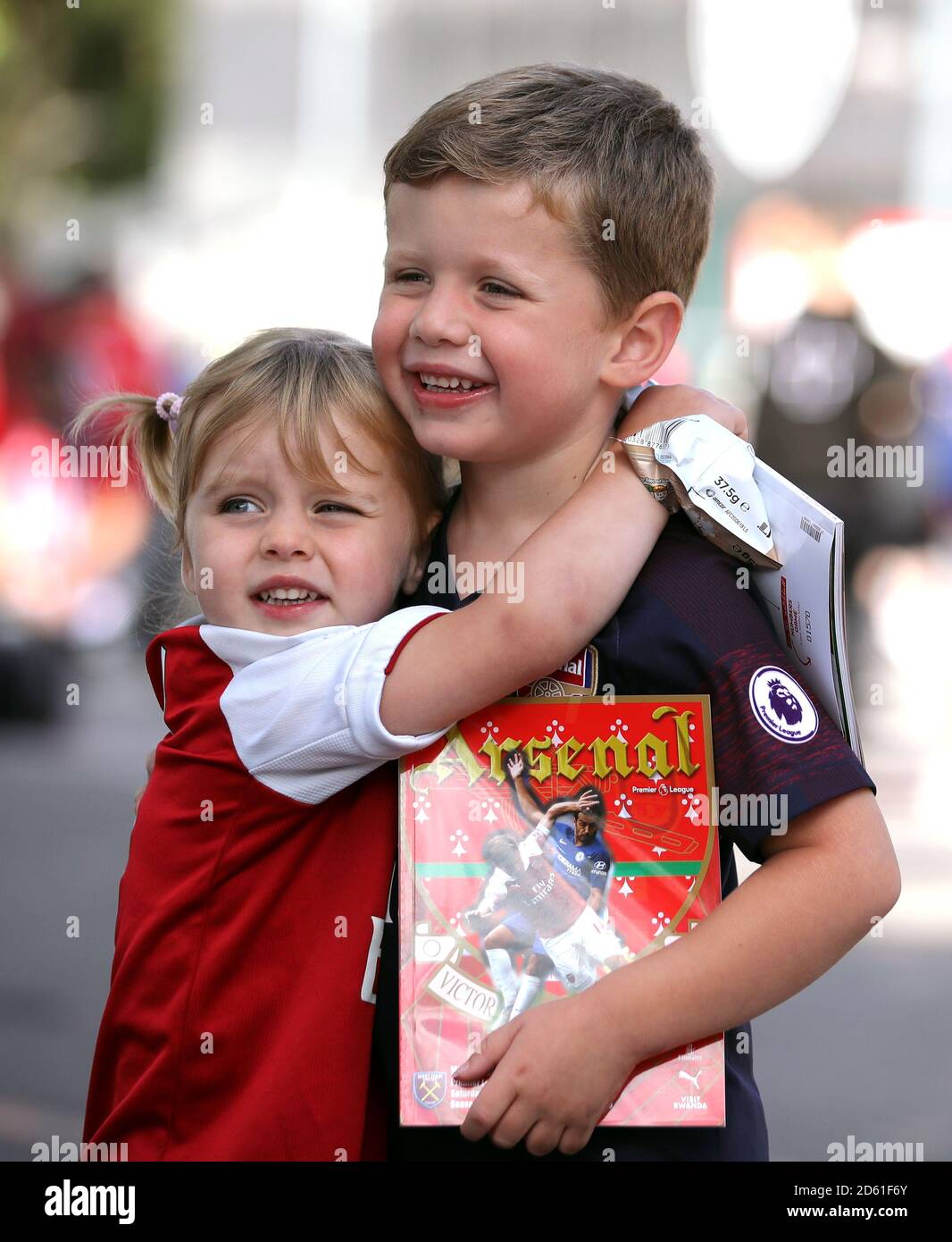 Arsenal fans outside ground hi-res stock photography and images - Alamy
