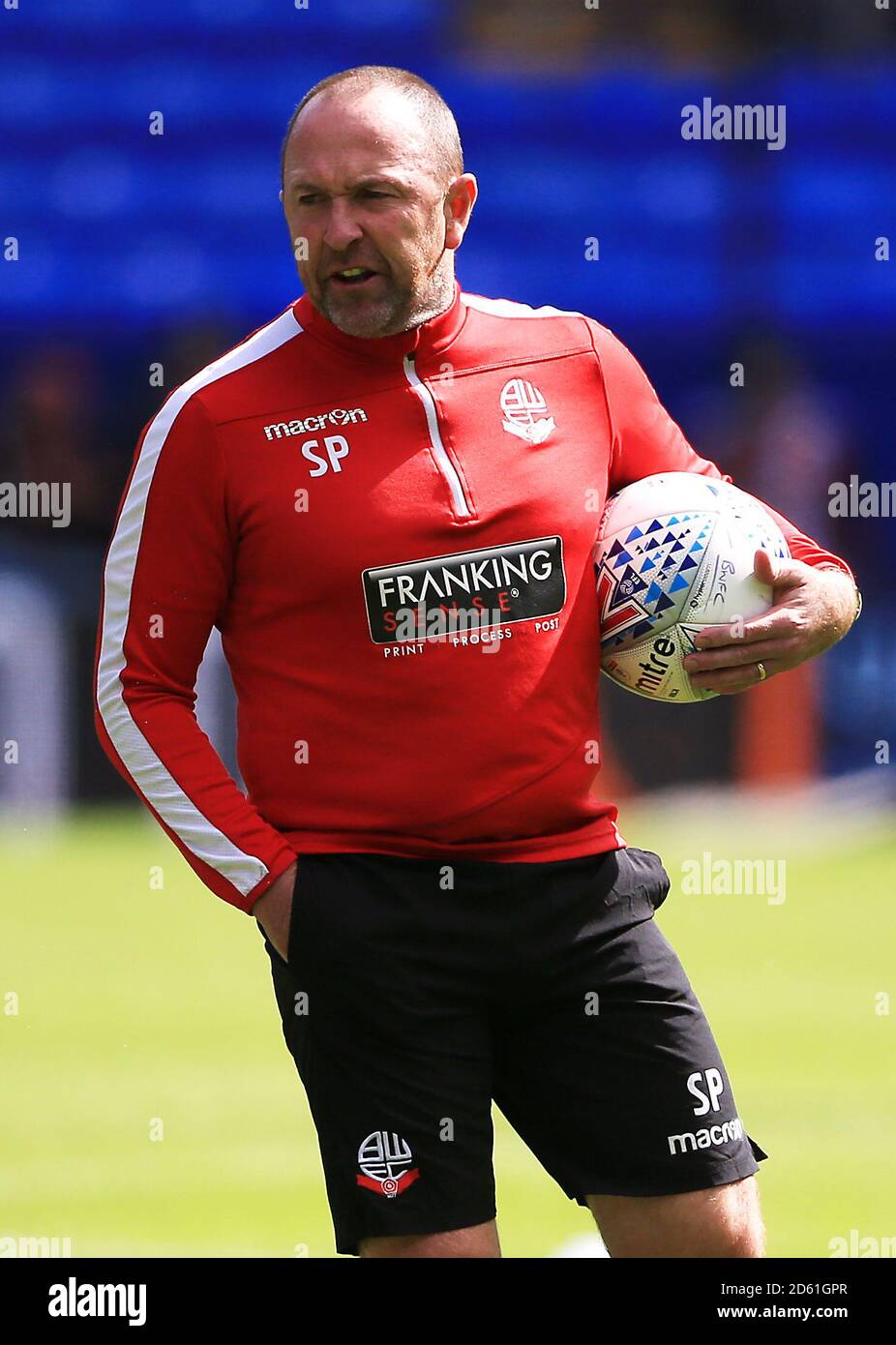 Bolton Wanderers first team assistant manager Steve Parkin Stock Photo ...