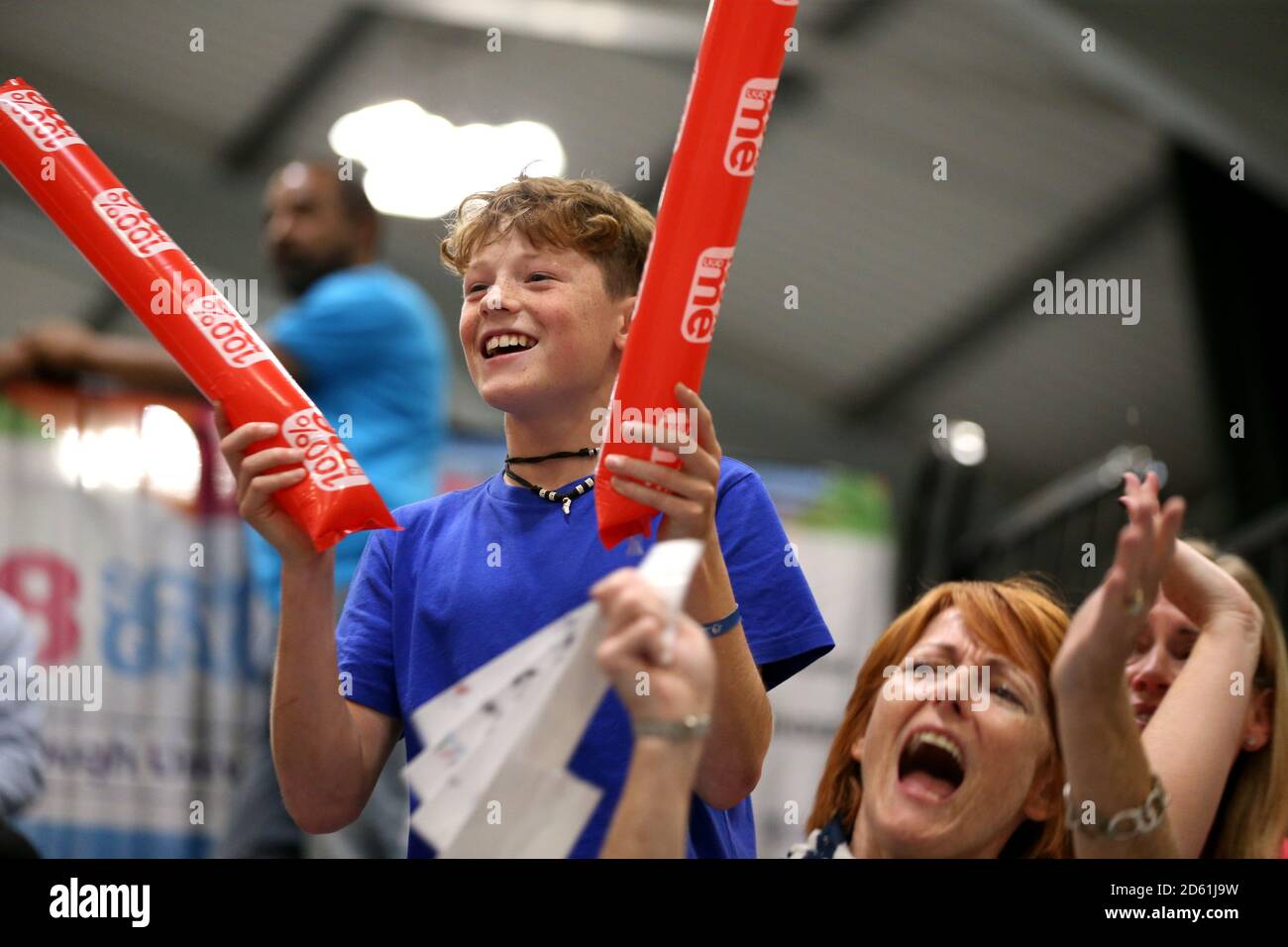 Netball fans in the stands hi-res stock photography and images - Alamy