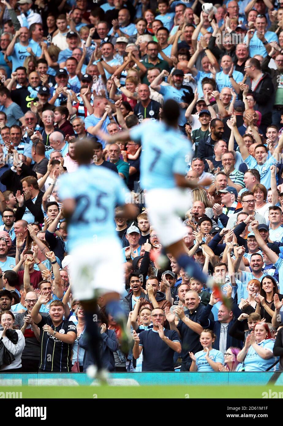 Soccer football full length cele celebration celebrations celebrates ...