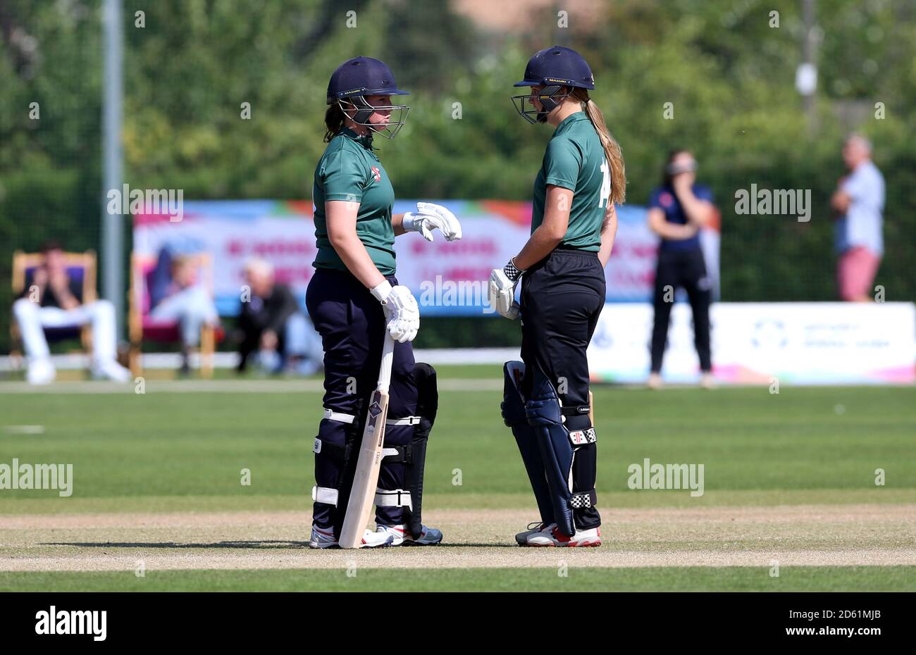Team Sciver's Ellie Mason (left) and and Alex Griffiths talk on the ...