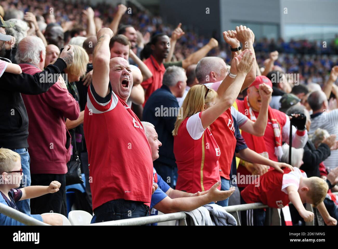 Arsenal fans show their support hi-res stock photography and images - Alamy