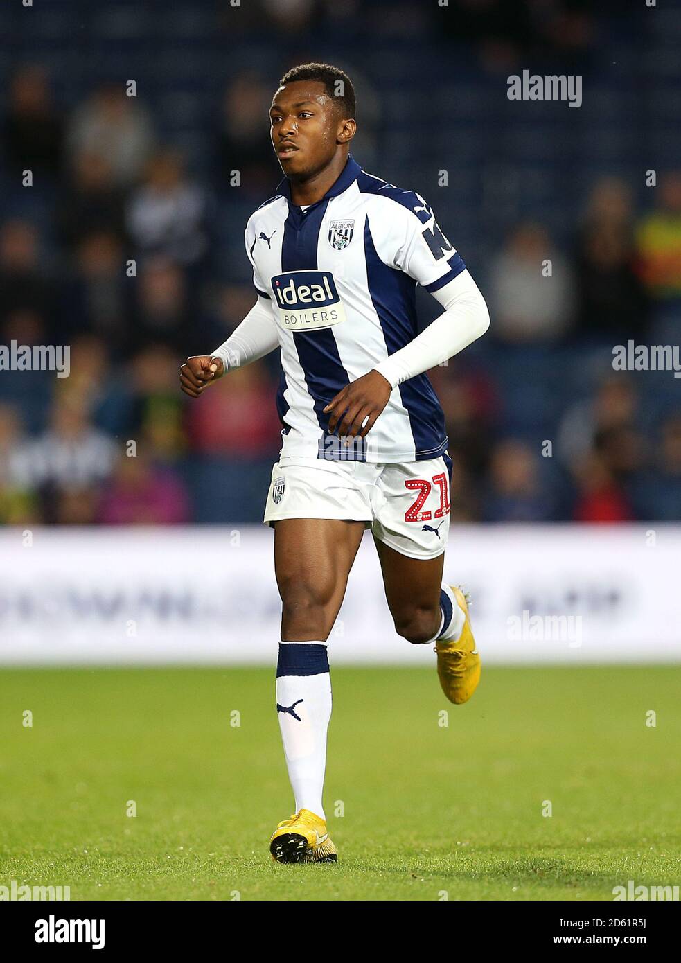 West Bromwich Albion goalkeeper Jonathan Bond Stock Photo - Alamy