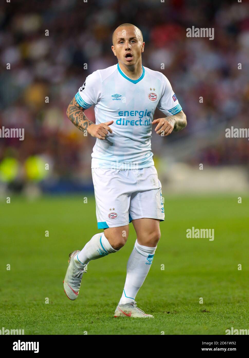 Soccer football angelino full length hi-res stock photography and ...
