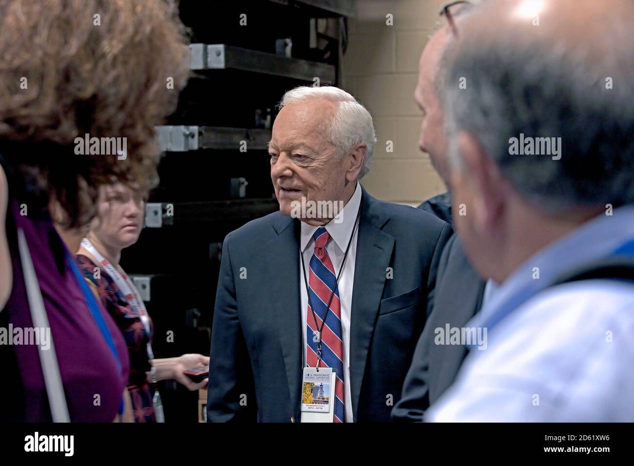 Cbs tv news anchor hi-res stock photography and images - Alamy