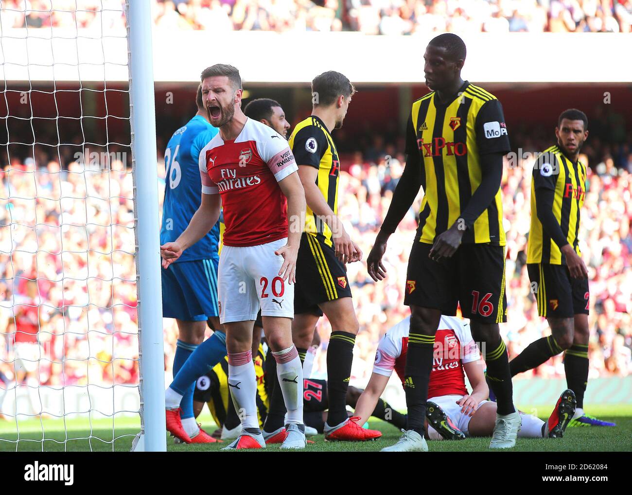 Goal scoring opportunity hi-res stock photography and images - Alamy