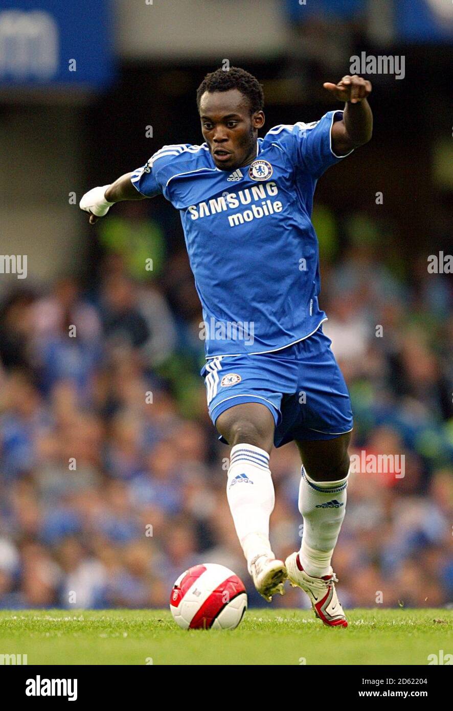 Michael Essien, Chelsea Stock Photo - Alamy
