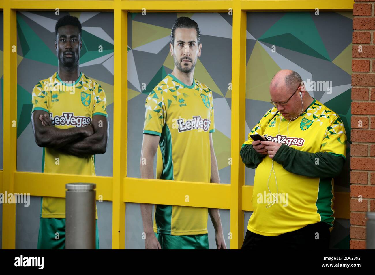 Norwich carrow road stadium hi-res stock photography and images - Alamy