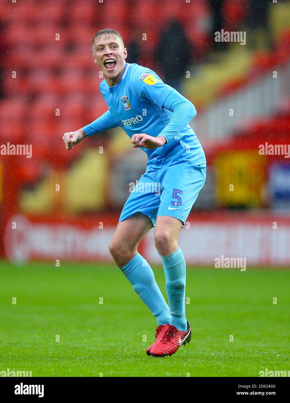 Coventry City's Tom Davies Stock Photo - Alamy