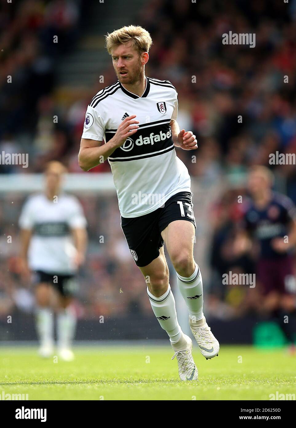 Tim ream fulham hi-res stock photography and images - Alamy