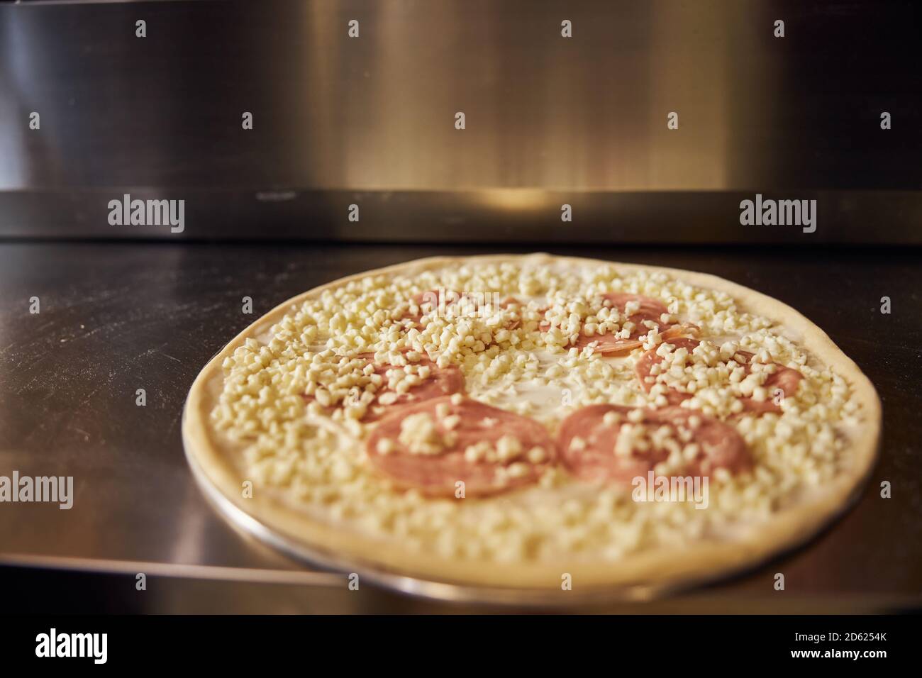 Pizza making service hi-res stock photography and images - Alamy