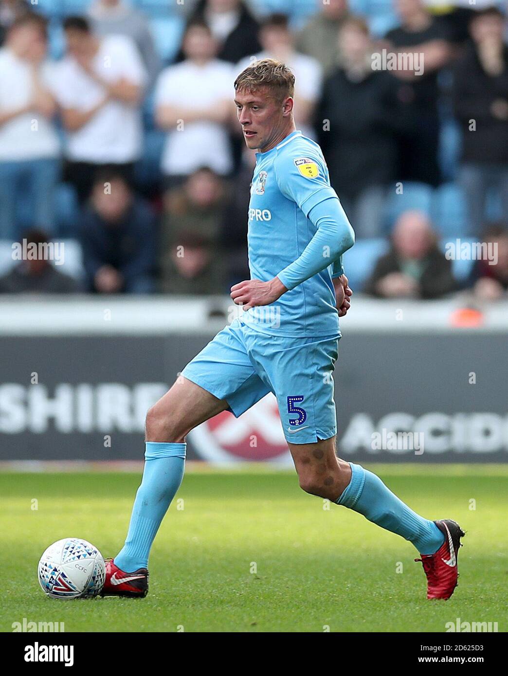 Coventry City's Tom Davies Stock Photo - Alamy
