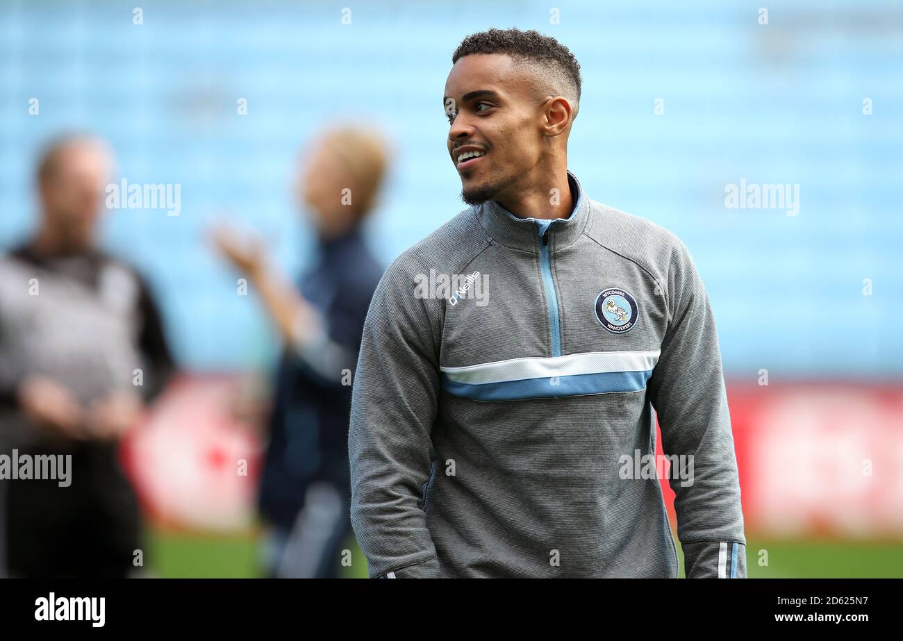 Wycombe Wanderers' Paris Cowan-Hall prior to kick-off Stock Photo - Alamy