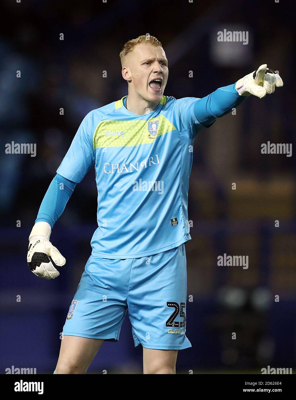 Sheffield Wednesday goalkeeper Cameron Dawson instructs his team-mates ...