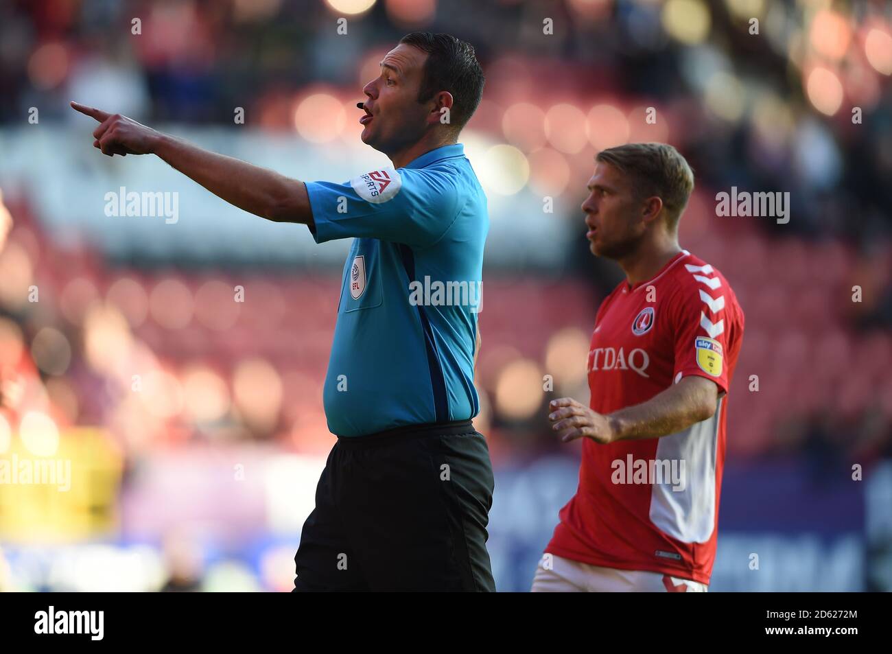 Match referee James Linington Stock Photo - Alamy