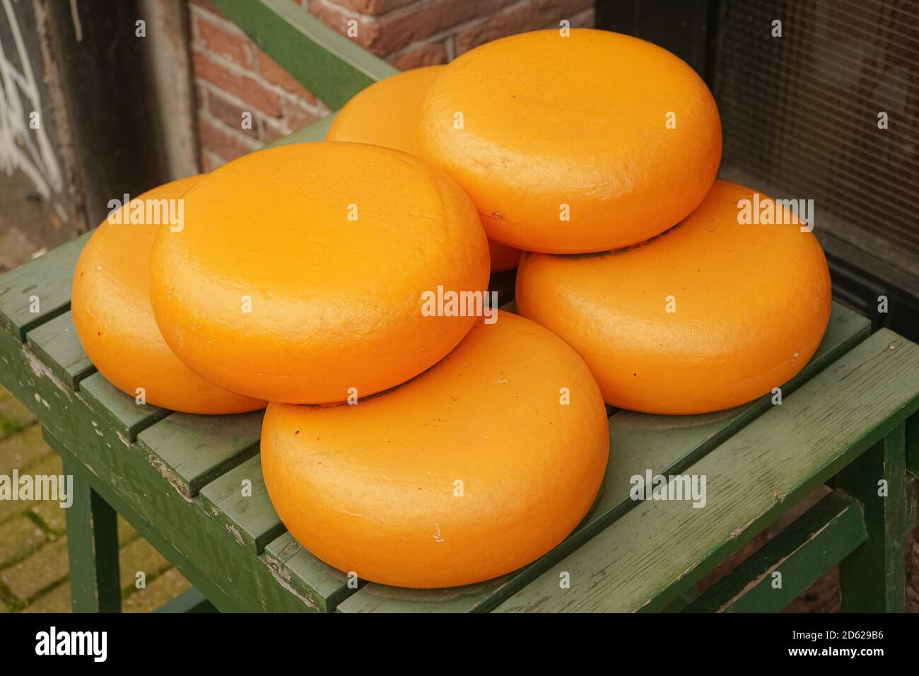 Hol circle hi-res stock photography and images - Alamy