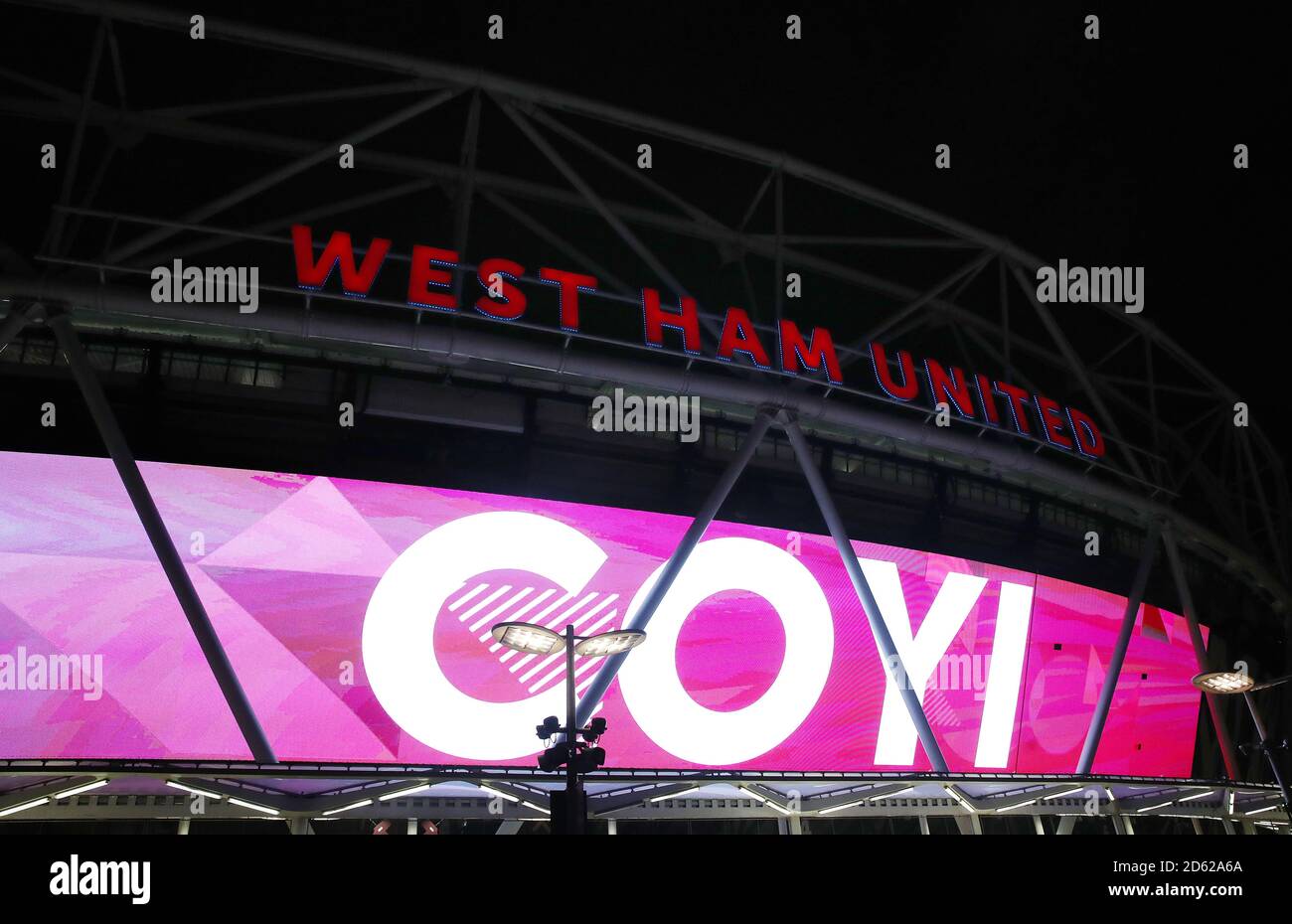 Thfc stadium hi-res stock photography and images - Alamy