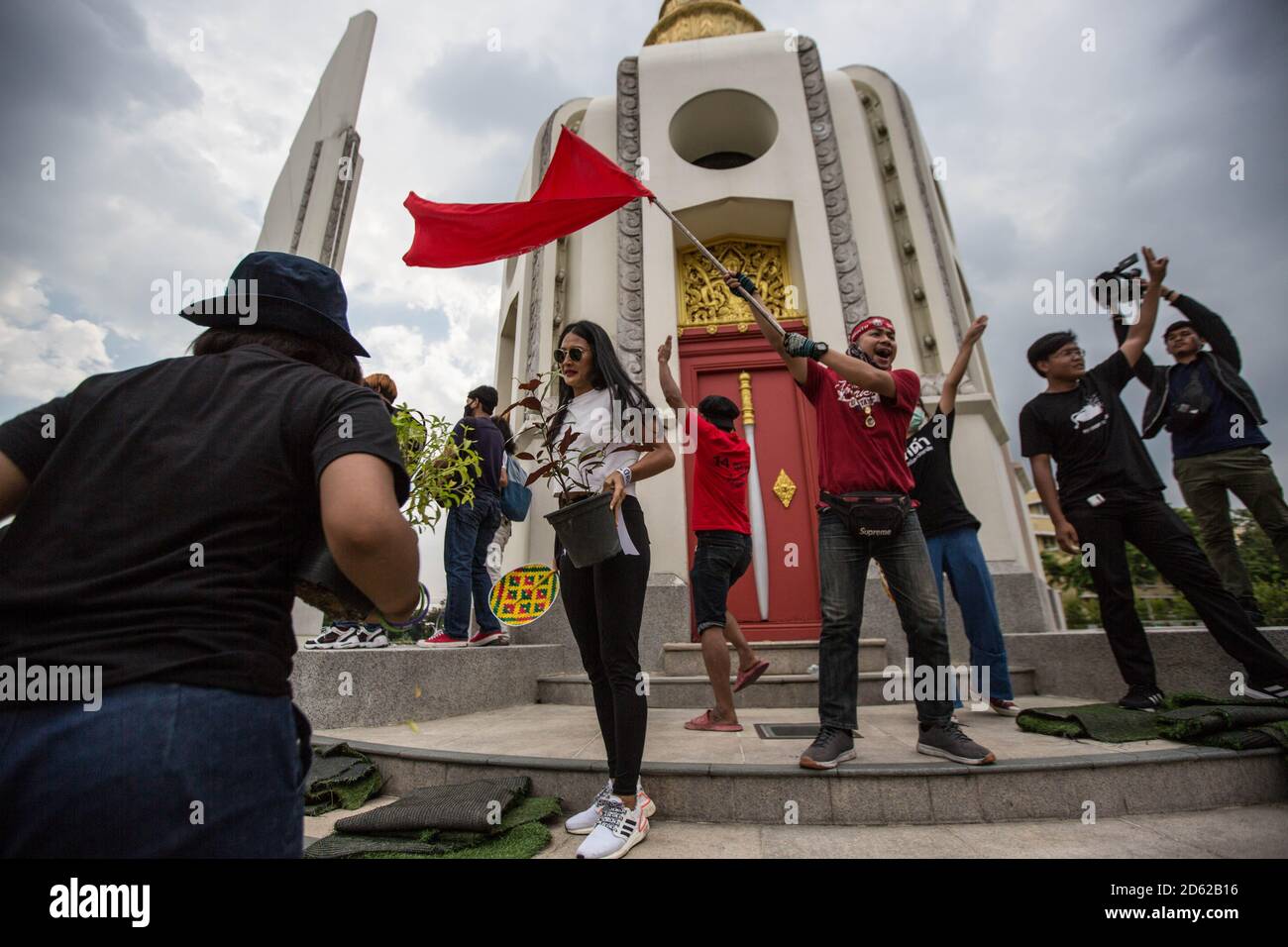 1973 revolution anniversary hi-res stock photography and images - Alamy