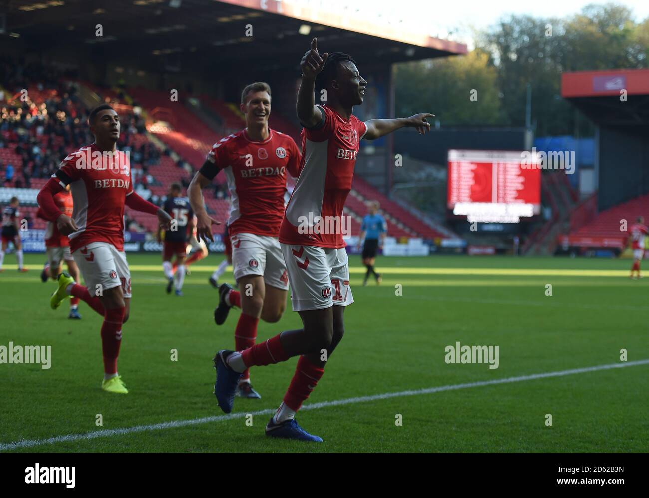 Charlton Athletic's Joe Aribo celebrates scoring his side's first goal ...