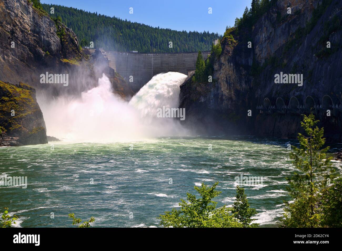Boundary Dam on the Pend Oreille River Stock Photo - Alamy