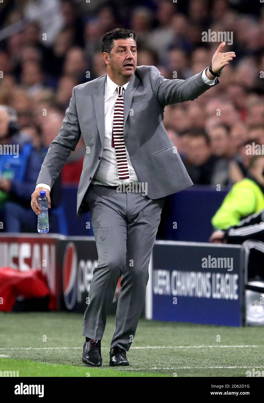 Benfica manager hi-res stock photography and images - Alamy