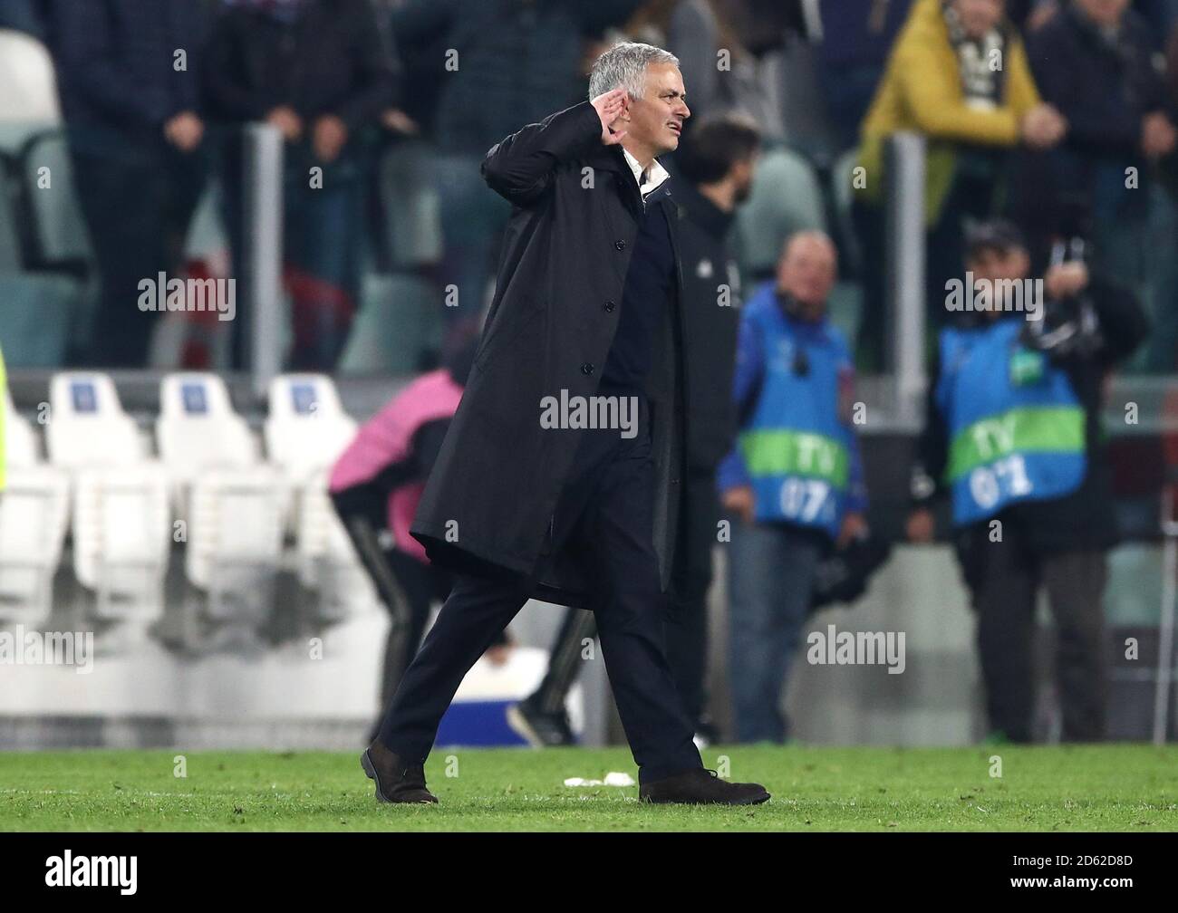 Manchester United manager Jose Mourinho celebrates after the final ... Manchester United manager Jose Mourinho celebrates after the final ...