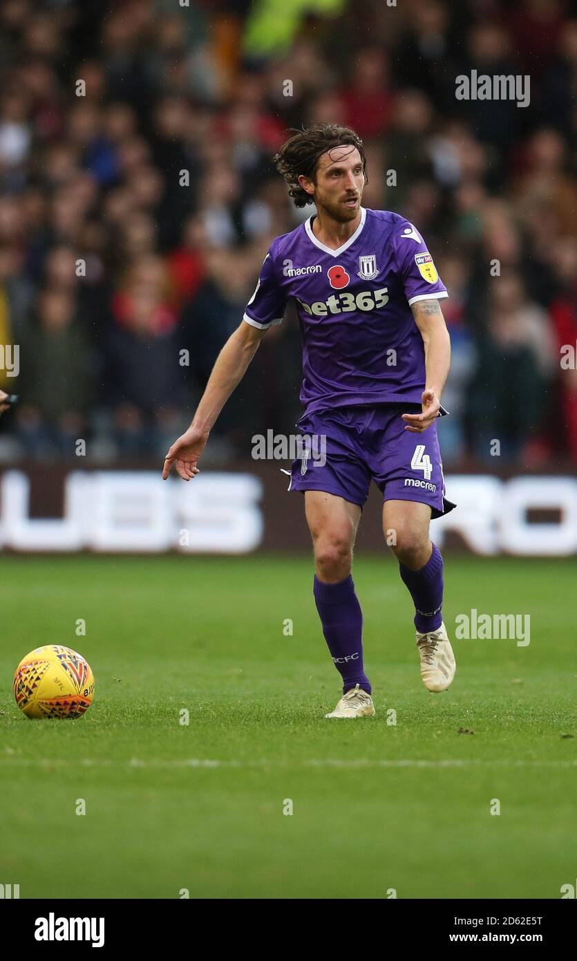 Stoke City's Joe Allen Stock Photo - Alamy