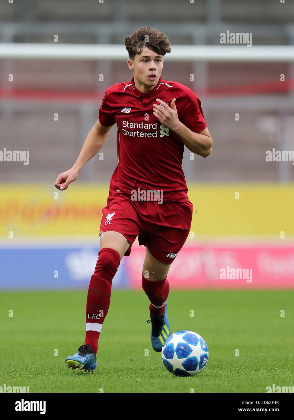 Liverpool's Neco Williams Stock Photo - Alamy
