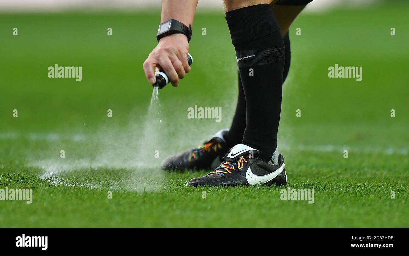 Referee Scott Duncan with his rainbow laces Stock Photo - Alamy