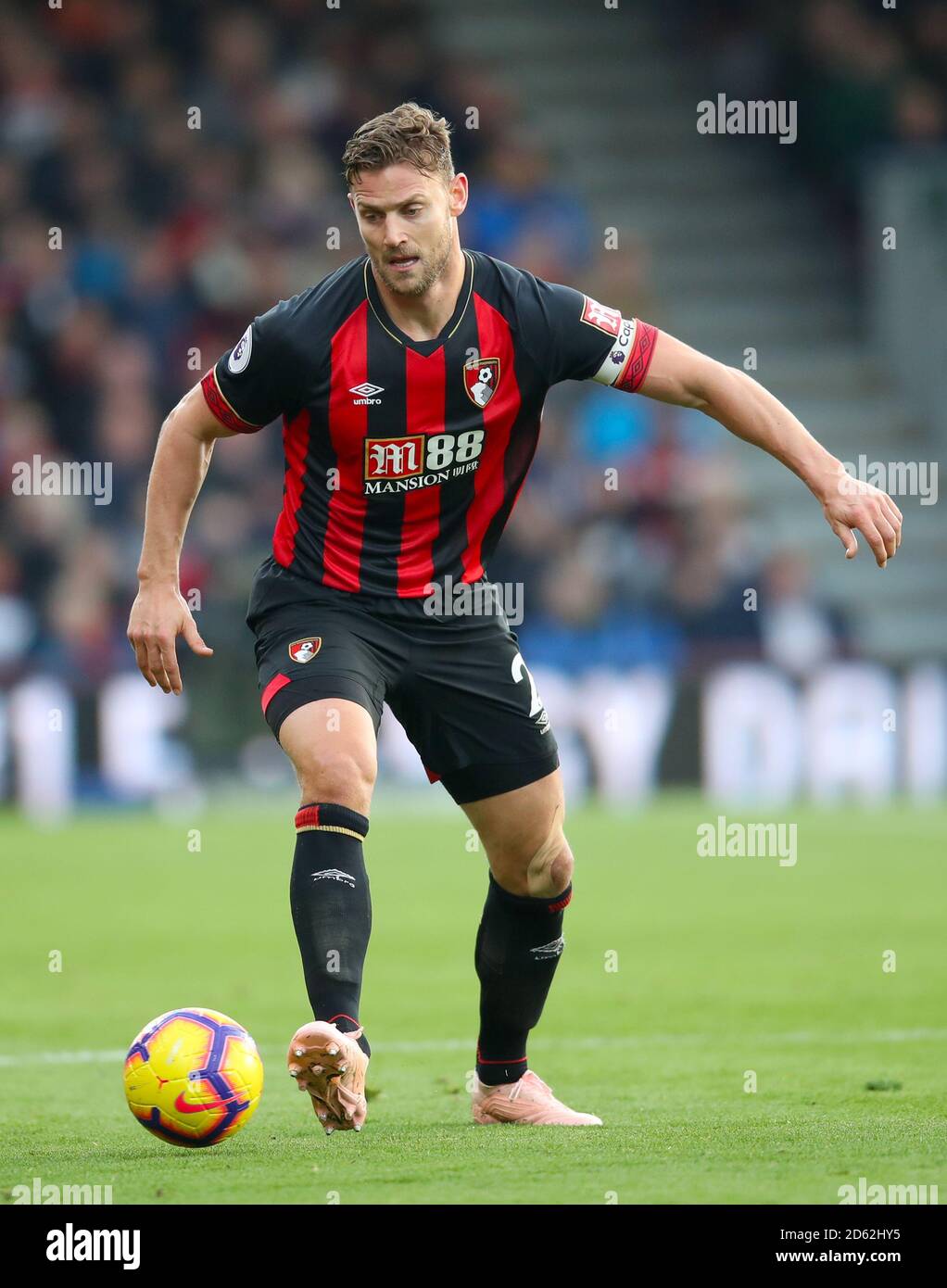 Bournemouth's Simon Francis Stock Photo - Alamy