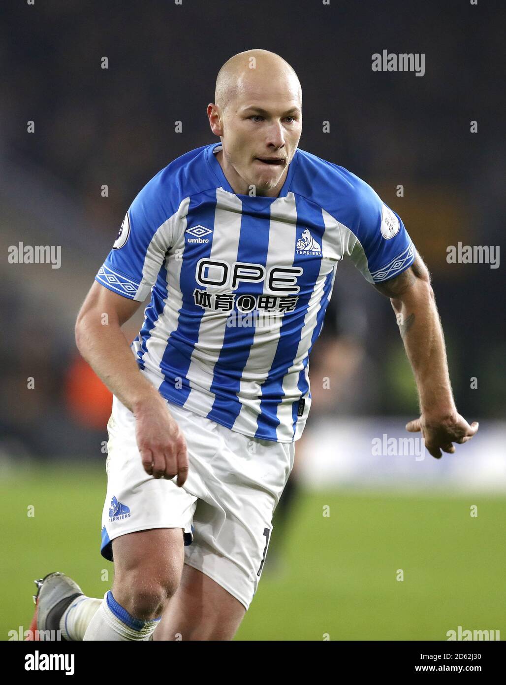 Huddersfield Town's Aaron Mooy Stock Photo - Alamy
