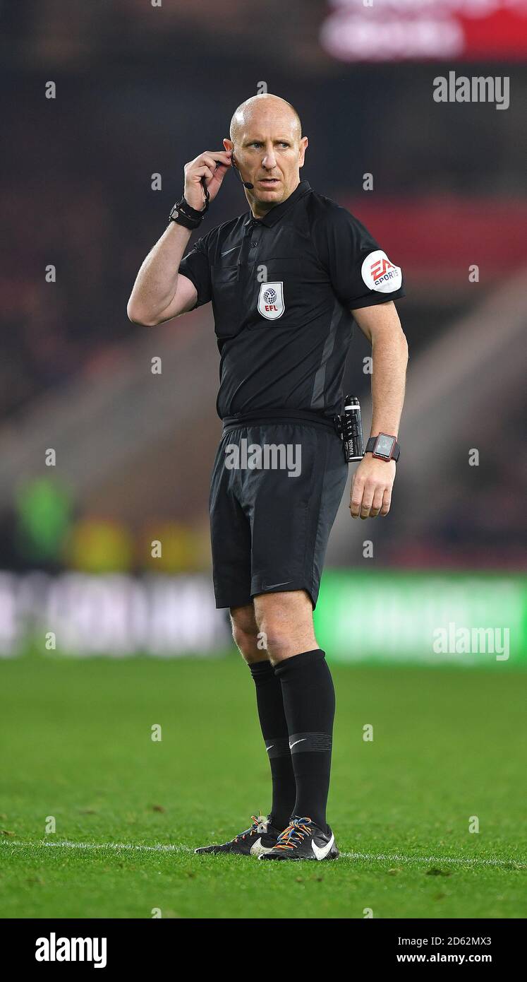 Referee Andy Davies Stock Photo - Alamy