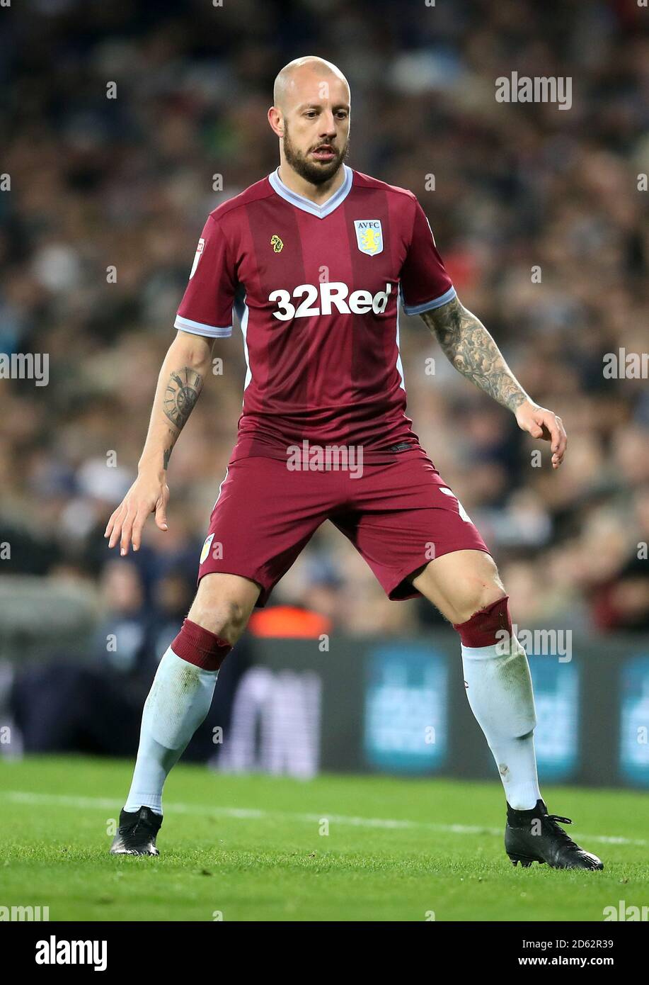 Aston Villa's Alan Hutton Stock Photo - Alamy