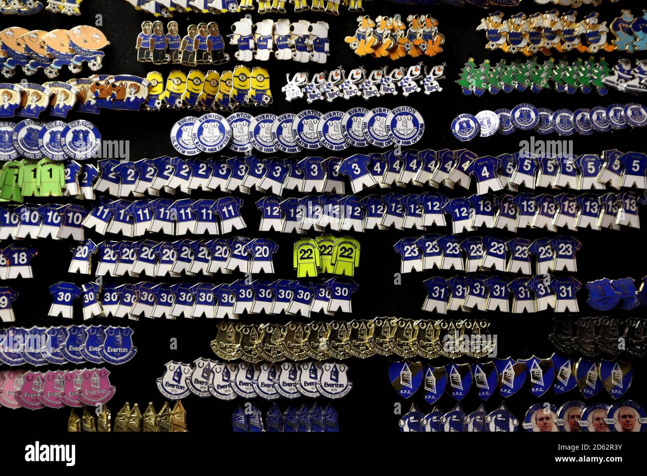 English premier league badges hi-res stock photography and images - Alamy