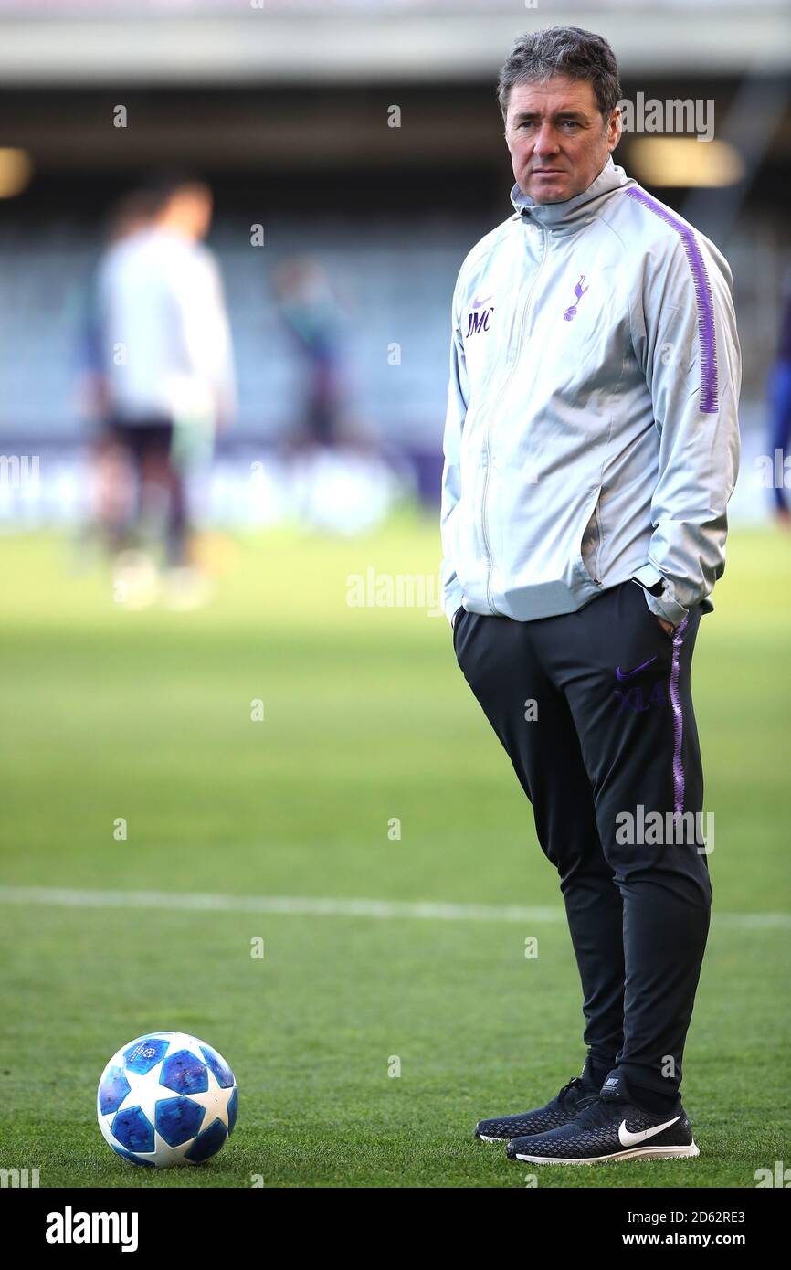 Tottenham Hotspur coach John McDermott Stock Photo - Alamy
