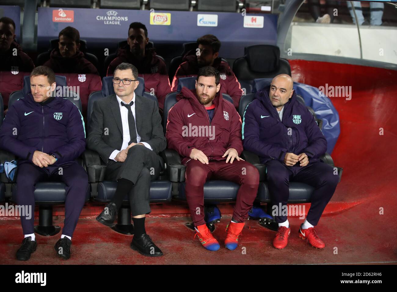 Barcelona's Lionel Messi (third left) on the bench Stock Photo - Alamy