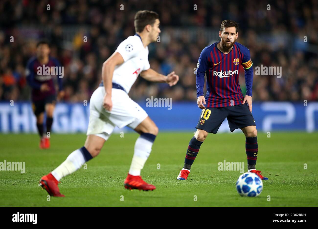 Barcelona's Lionel Messi (right) in action Stock Photo - Alamy