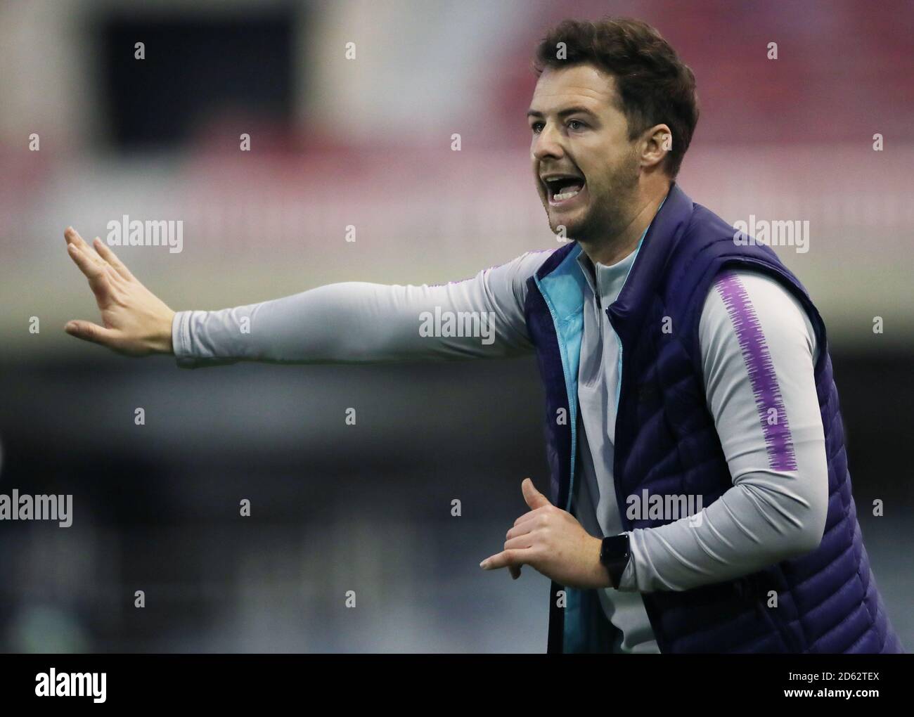 Tottenham hotspur coach hi-res stock photography and images - Alamy