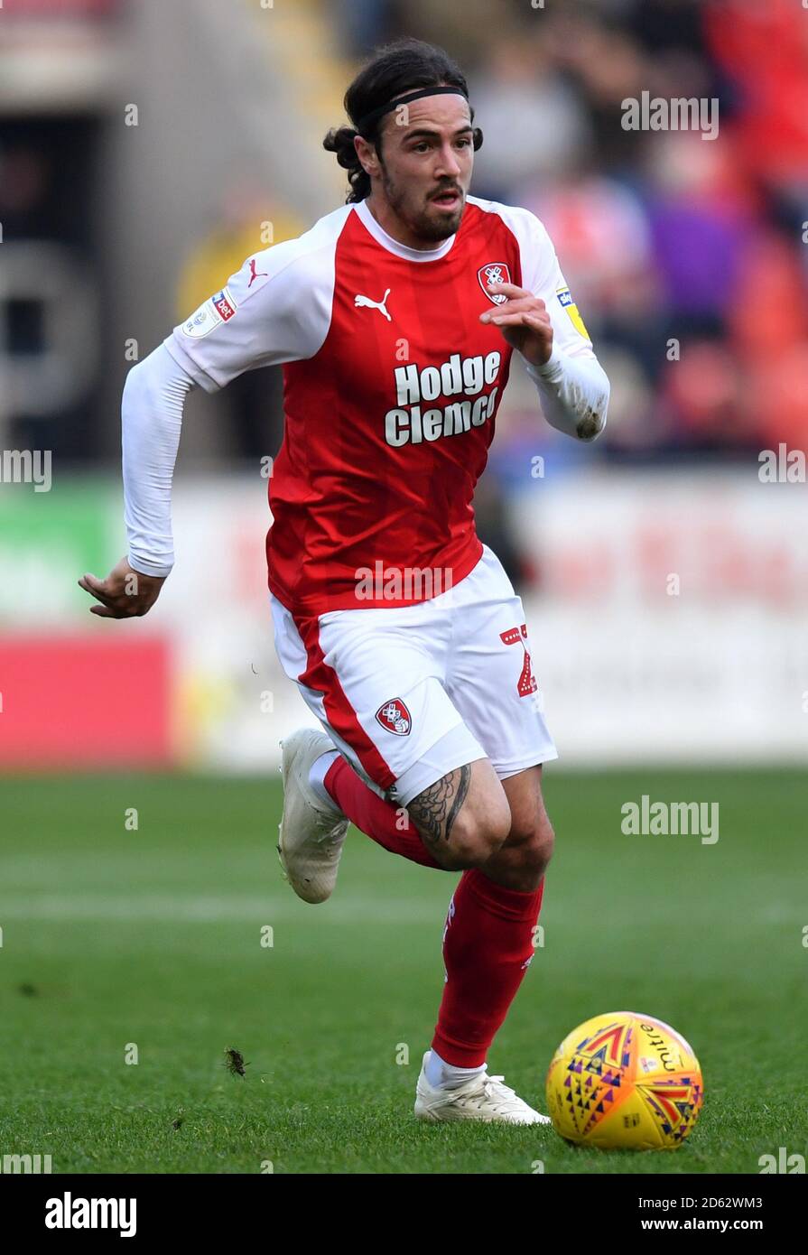 Football soccer rotherham hi-res stock photography and images - Alamy