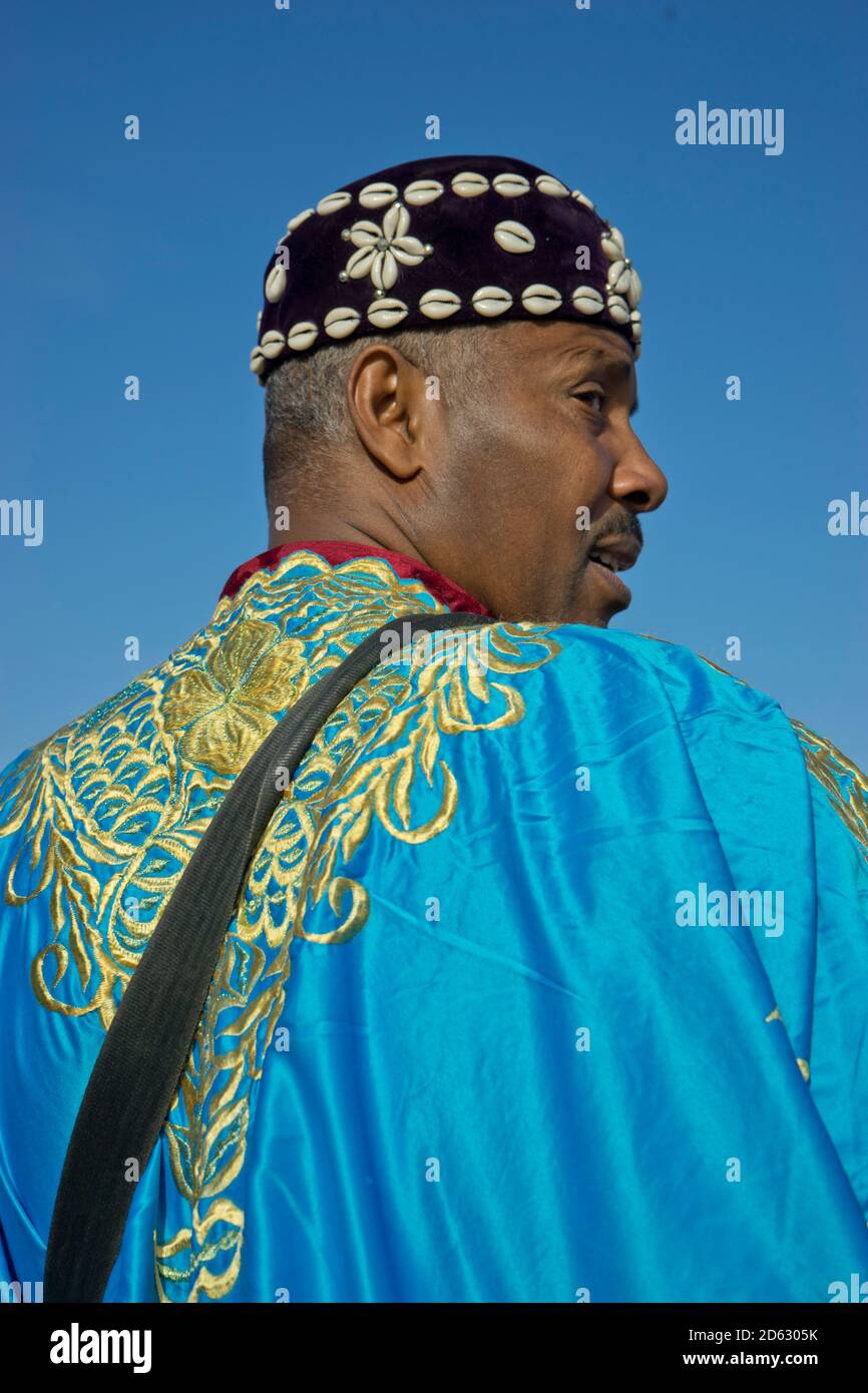 Berber musicians at the Jemaa el-Fnaa square and market place in ...