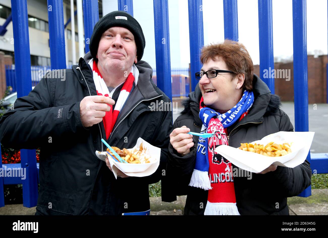 A general view of fans outside goodison park hi-res stock photography ...
