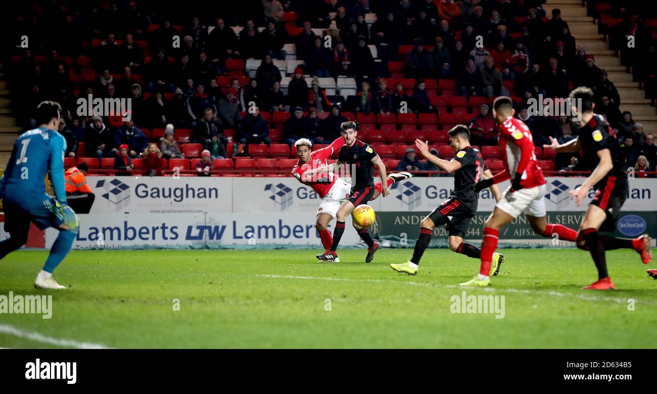 Reece james goal hi-res stock photography and images - Alamy