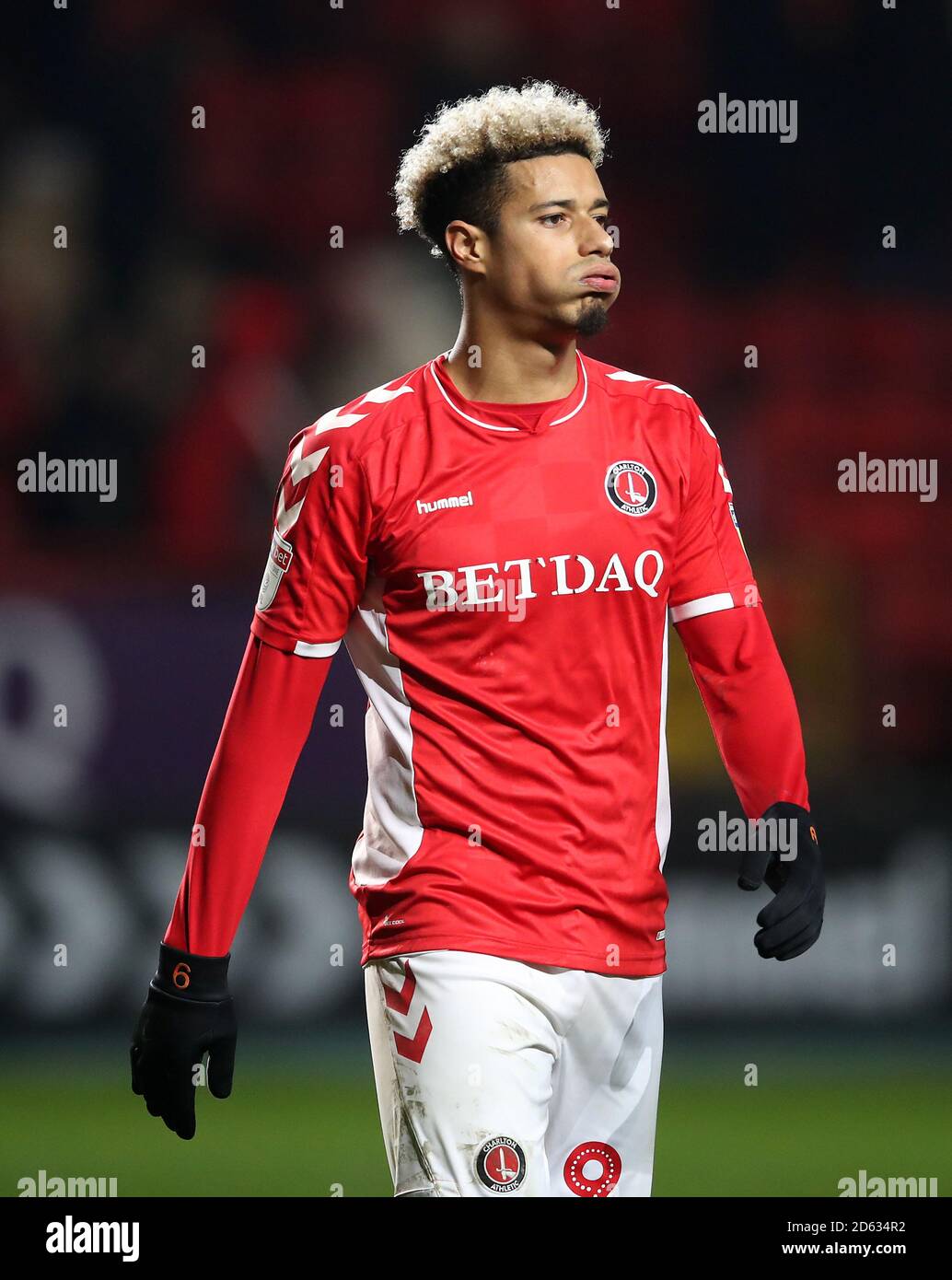 Lyle taylor of charlton athletic hi-res stock photography and images ...