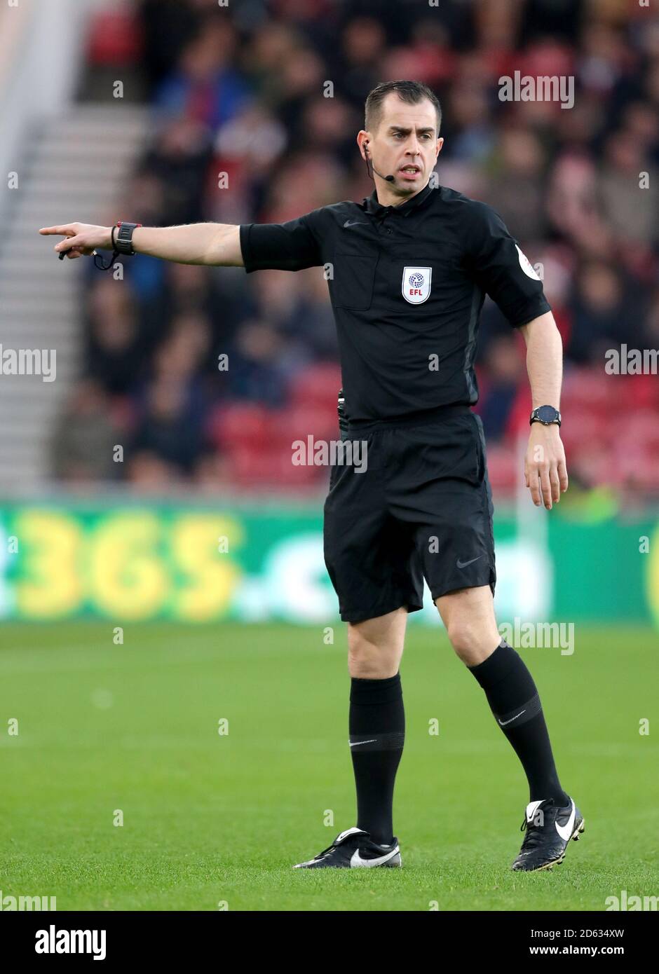 Peter Bankes, match referee Stock Photo - Alamy